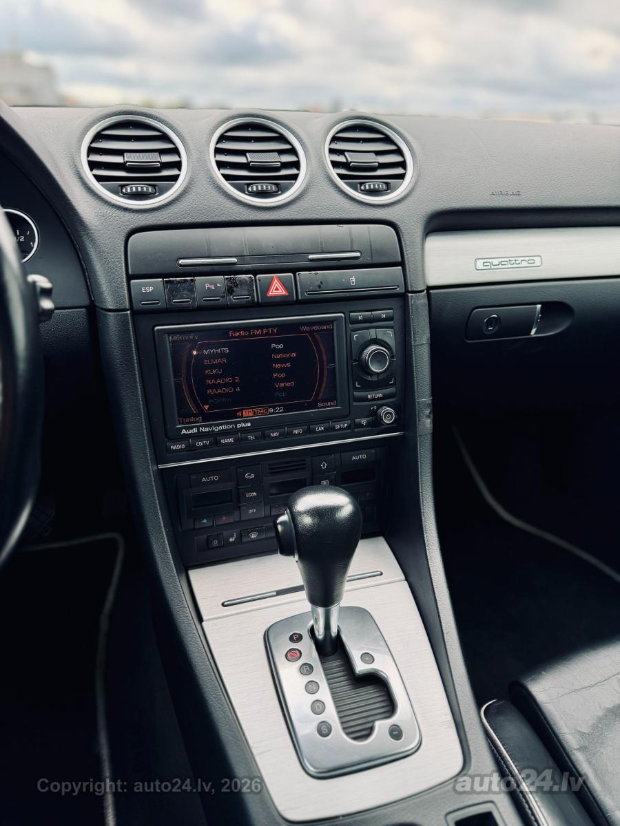Sarkans Audi S4 2004 Tallina, ar dzinēja tilpumu 4.20 L un nobraukumu 132 tūkst. km par 10499 €, foto 25 vietnē AUTOMOTO.COM.LV