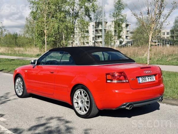 Красный Ауди С4 2004 в Таллин, объемом двигателя 4.20 л и пробегом 132 тыс. км за 9900 €, фото 5 на AUTOMOTO.COM.LV