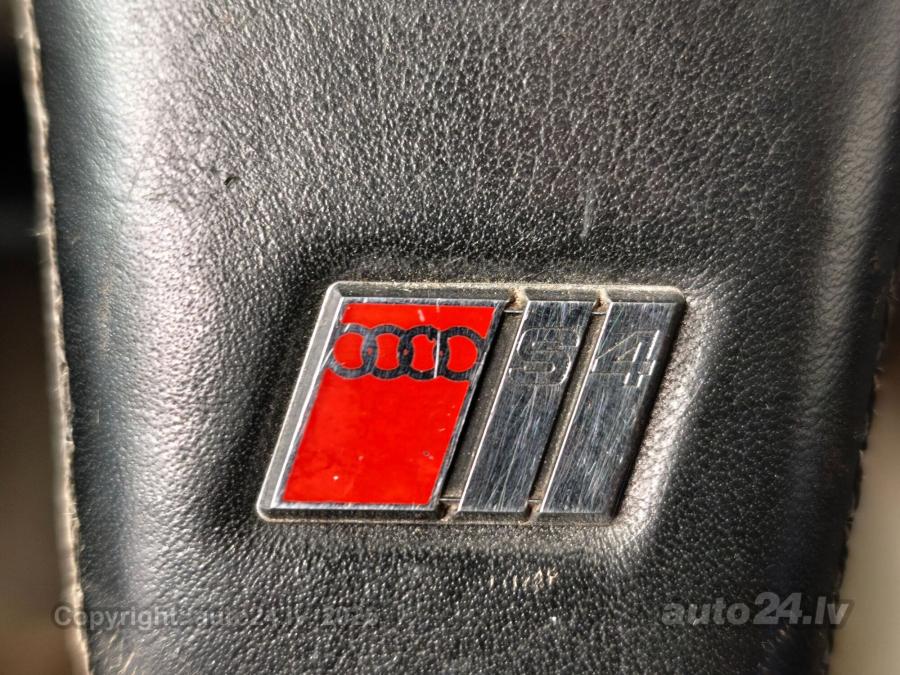 Красный Ауди С4 1993 в Тарту, объемом двигателя 2.20 л и пробегом 0 тыс. км за 4999 €, фото 9 на AUTOMOTO.COM.LV