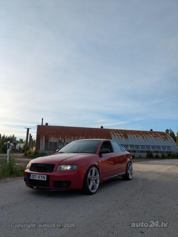 Sarkans Audi S4 2003 Tallina, ar dzinēja tilpumu 4.20 L un nobraukumu 0 tūkst. km par 7400 €, foto 8 vietnē AUTOMOTO.COM.LV