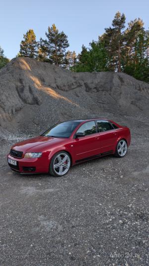 Red Audi S4 2003 in Tallinn, with an engine capacity of 4.20 L and mileage of 0 thousand km for 7400 €, photo 13 on AUTOMOTO.COM.LV