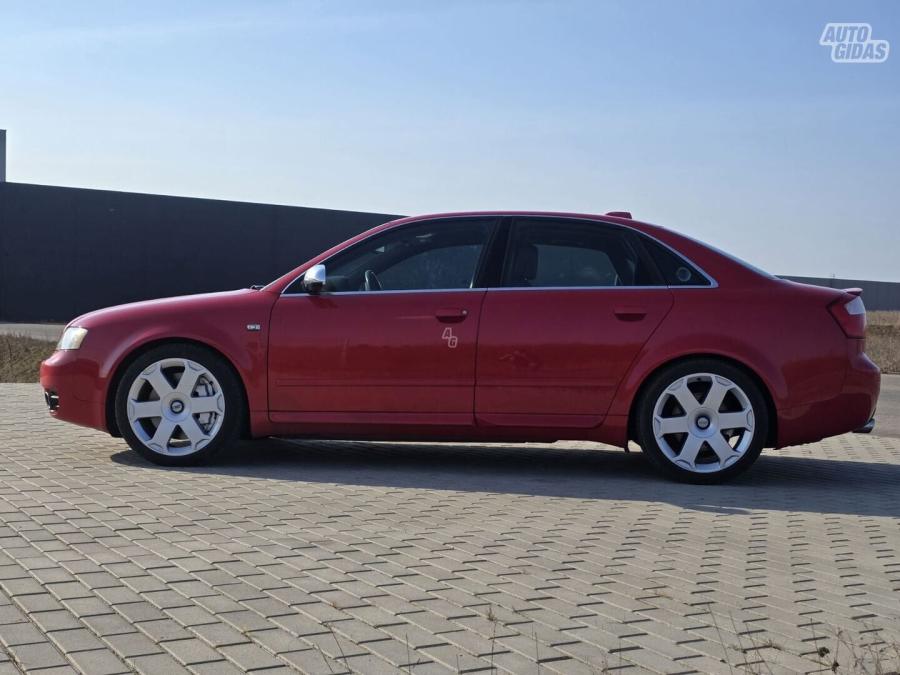 Red Audi S4 2004 in Vilnius, with an engine capacity of 4.20 L and mileage of 280 thousand km for 8000 €, photo 7 on AUTOMOTO.COM.LV