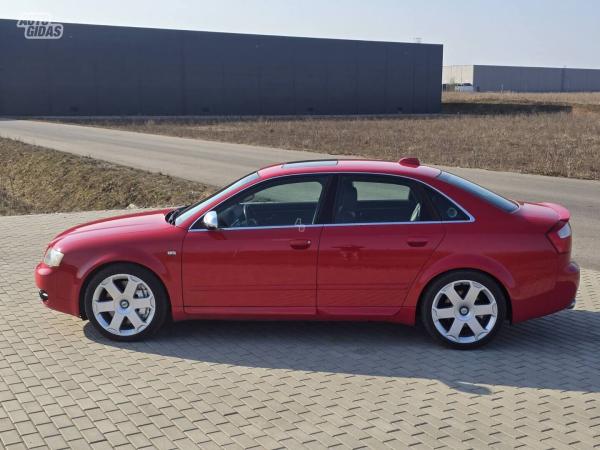 Red Audi S4 2004 in Vilnius, with an engine capacity of 4.20 L and mileage of 280 thousand km for 8000 €, photo 8 on AUTOMOTO.COM.LV