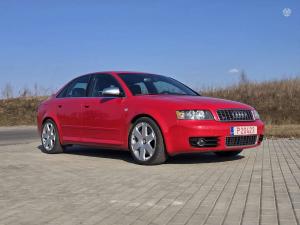 Sarkans Audi S4 2004 Viļņa, ar dzinēja tilpumu 4.16 L un nobraukumu 280 tūkst. km par 8000 €, foto 6 vietnē AUTOMOTO.COM.LV