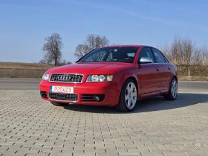 Sarkans Audi S4 2004 Viļņa, ar dzinēja tilpumu 4.16 L un nobraukumu 280 tūkst. km par 8000 €, foto 13 vietnē AUTOMOTO.COM.LV