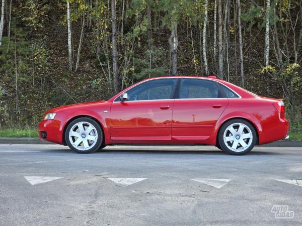 Audi S4 2004 Viļņa vietnē Sarkans Audi S4 2004 Viļņa, ar dzinēja tilpumu 4.20 L un nobraukumu 282 tūkst. km par 8500 €, foto 1 vietnē AUTOMOTO.COM.LV