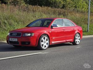 Red Audi S4 2004 in Vilnius, with an engine capacity of 4.20 L and mileage of 282 thousand km for 8500 €, photo 13 on AUTOMOTO.COM.LV