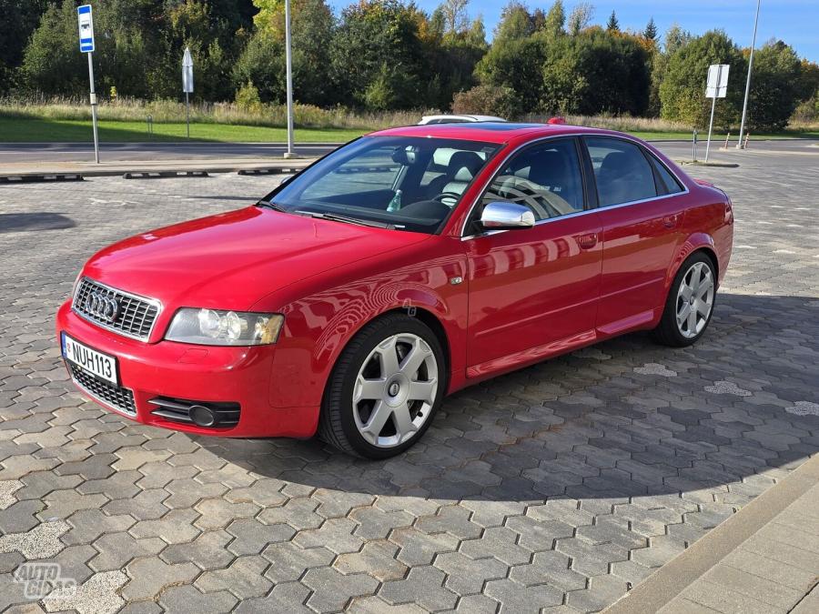 Red Audi S4 2004 in Vilnius, with an engine capacity of 4.20 L and mileage of 282 thousand km for 8500 €, photo 18 on AUTOMOTO.COM.LV
