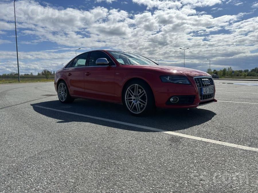 Red Audi S4 2009 in Riga, with an engine capacity of 3.00 L and mileage of 232 thousand km for 7000 €, photo 4 on AUTOMOTO.COM.LV
