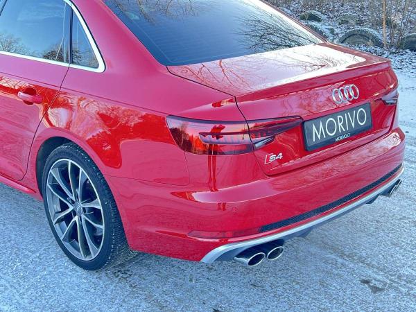 Sarkans Audi S4 2018 Šauļi, ar dzinēja tilpumu 3.00 L un nobraukumu 121 tūkst. km par 22900 €, foto 10 vietnē AUTOMOTO.COM.LV