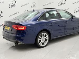 Audi S4 2013 in Vilnius, with an engine capacity of 3.00 L and mileage of 251 thousand km for 10500 €, photo 3 on AUTOMOTO.COM.LV