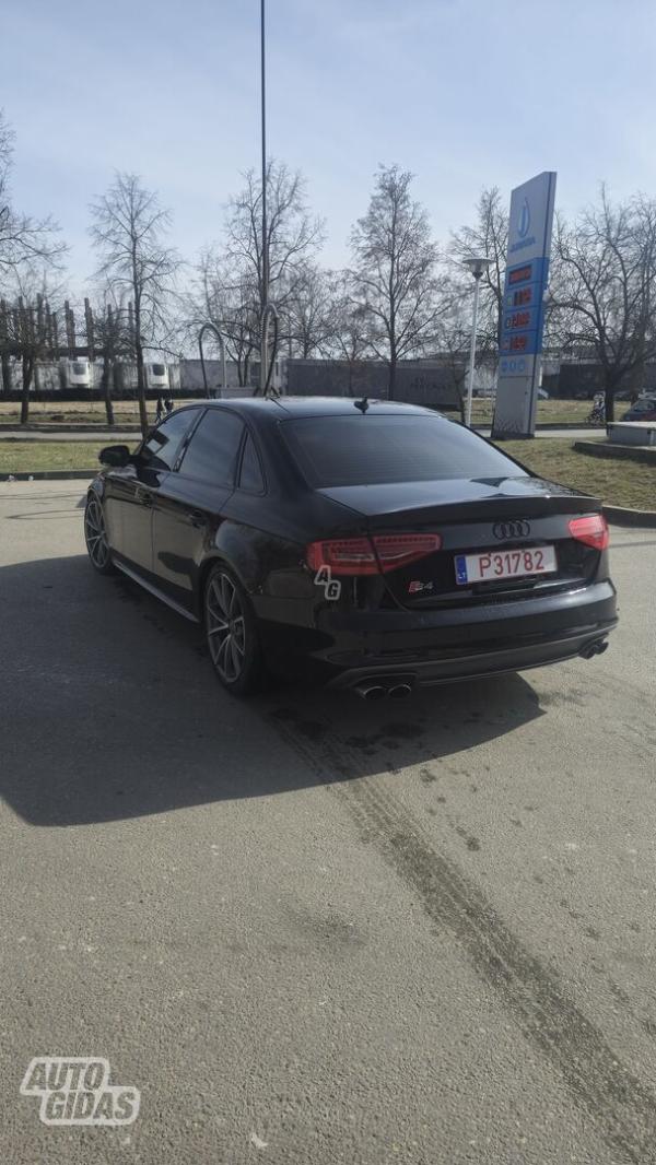 Audi S4 2015 in Siauliai, with an engine capacity of 3.00 L and mileage of 270 thousand km for 12500 €, photo 3 on AUTOMOTO.COM.LV