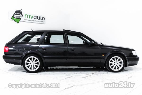 Violet Audi S4 1993 in Tallinn, with an engine capacity of 4.20 L and mileage of 222 thousand km for 6500 €, photo 10 on AUTOMOTO.COM.LV