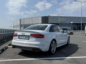 Balts Audi S4 2013 Viļņa, ar dzinēja tilpumu 3.00 L un nobraukumu 194 tūkst. km par 14500 €, foto 4 vietnē AUTOMOTO.COM.LV