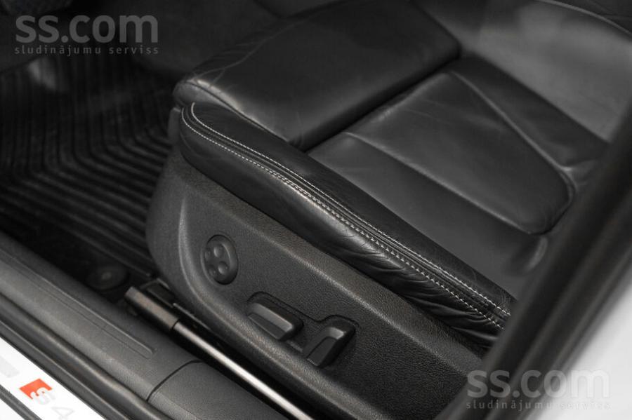 Balts Audi S4 2009 Rīga, ar dzinēja tilpumu 3.00 L un nobraukumu 291 tūkst. km par 18700 €, foto 19 vietnē AUTOMOTO.COM.LV