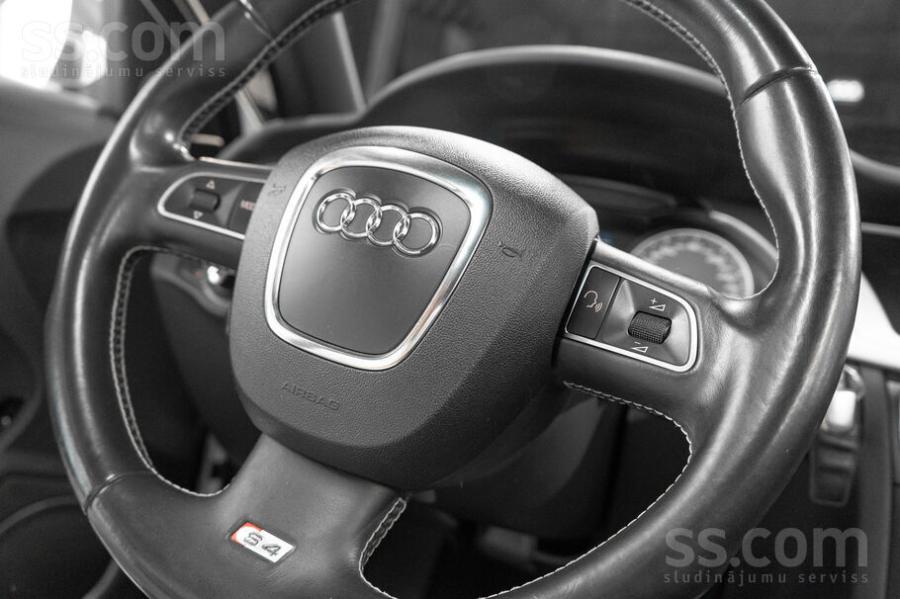 Balts Audi S4 2009 Rīga, ar dzinēja tilpumu 3.00 L un nobraukumu 291 tūkst. km par 18700 €, foto 22 vietnē AUTOMOTO.COM.LV