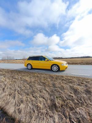 Yellow Audi S4 1999 in Parnu, with an engine capacity of 2.70 L and mileage of 390 thousand km for 8650 €, photo 19 on AUTOMOTO.COM.LV