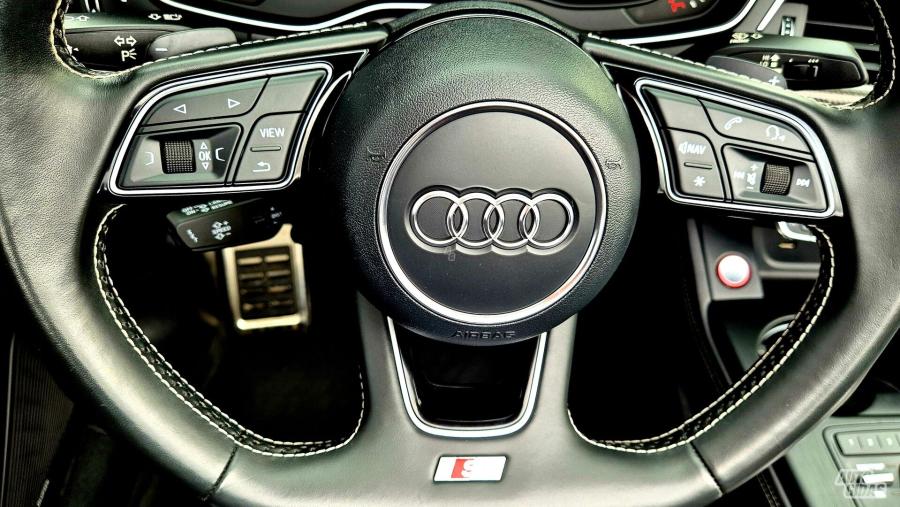 Black Audi S5 2018 in Kretinga, with an engine capacity of 3.00 L and mileage of 50 thousand km for 26499 €, photo 18 on AUTOMOTO.COM.LV