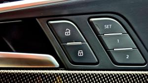 Black Audi S5 2018 in Kretinga, with an engine capacity of 3.00 L and mileage of 50 thousand km for 26499 €, photo 30 on AUTOMOTO.COM.LV