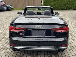 Black Audi S5 2018 in Klaipeda, with an engine capacity of 3.00 L and mileage of 171 thousand km for 18999 €, photo 7 on AUTOMOTO.COM.LV