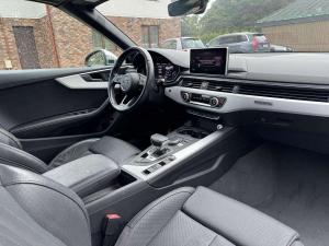 Black Audi S5 2018 in Klaipeda, with an engine capacity of 3.00 L and mileage of 171 thousand km for 18999 €, photo 15 on AUTOMOTO.COM.LV