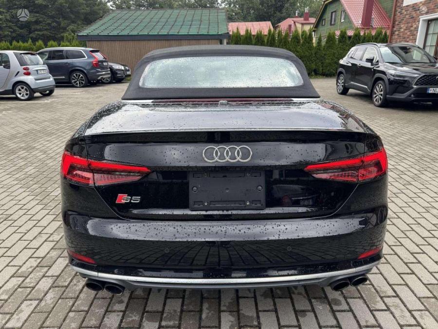 Black Audi S5 2018 in Klaipeda, with an engine capacity of 3.00 L and mileage of 171 thousand km for 18999 €, photo 24 on AUTOMOTO.COM.LV