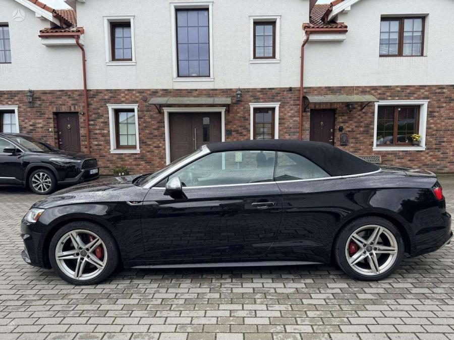 Black Audi S5 2018 in Klaipeda, with an engine capacity of 3.00 L and mileage of 171 thousand km for 18999 €, photo 28 on AUTOMOTO.COM.LV