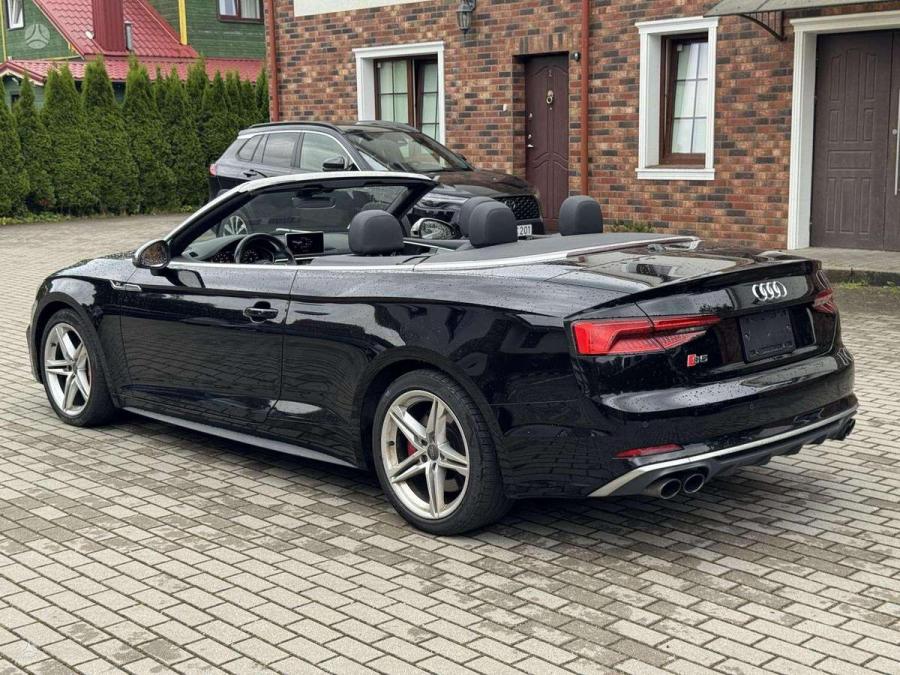 Black Audi S5 2018 in Klaipeda, with an engine capacity of 3.00 L and mileage of 171 thousand km for 18999 €, photo 29 on AUTOMOTO.COM.LV
