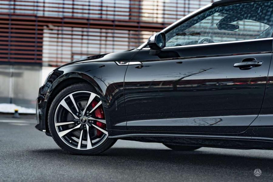 Melns Audi S5 2024 Klaipėda, ar dzinēja tilpumu 3.00 L un nobraukumu 3 tūkst. km par 39999 €, foto 17 vietnē AUTOMOTO.COM.LV