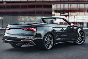 Melns Audi S5 2024 Klaipėda, ar dzinēja tilpumu 3.00 L un nobraukumu 3 tūkst. km par 39999 €, foto 19 vietnē AUTOMOTO.COM.LV