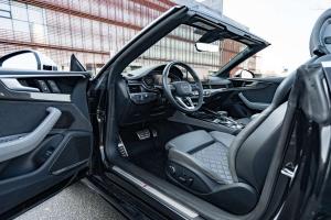 Melns Audi S5 2024 Klaipėda, ar dzinēja tilpumu 3.00 L un nobraukumu 3 tūkst. km par 39999 €, foto 25 vietnē AUTOMOTO.COM.LV