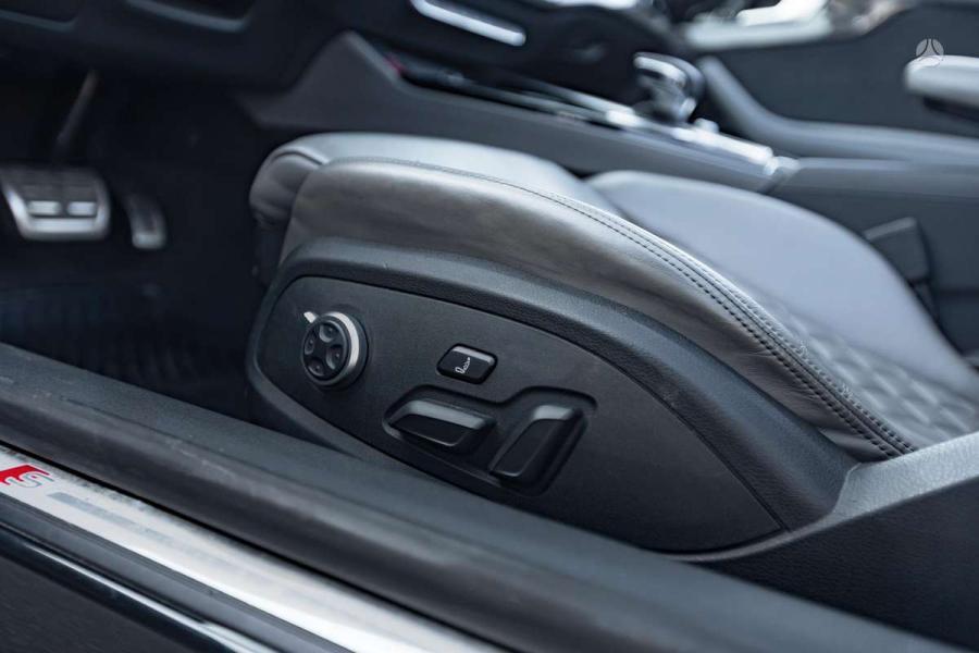 Melns Audi S5 2024 Klaipėda, ar dzinēja tilpumu 3.00 L un nobraukumu 3 tūkst. km par 39999 €, foto 31 vietnē AUTOMOTO.COM.LV