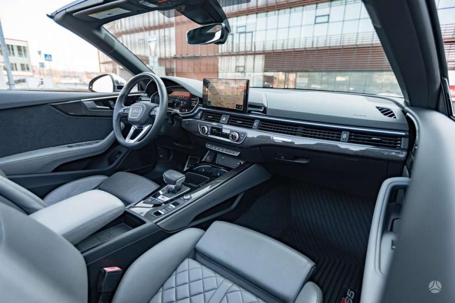 Melns Audi S5 2024 Klaipėda, ar dzinēja tilpumu 3.00 L un nobraukumu 3 tūkst. km par 39999 €, foto 34 vietnē AUTOMOTO.COM.LV