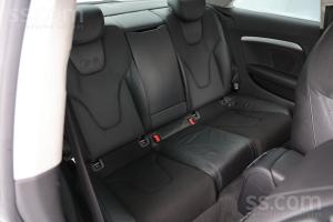 Black Audi S5 2007 in Tukums, with an engine capacity of 4.20 L and mileage of 245 thousand km for 9500 €, photo 7 on AUTOMOTO.COM.LV
