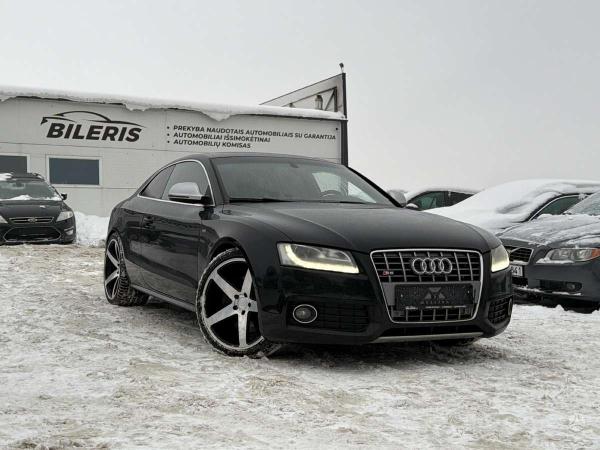 Melns Audi S5 2008 Utena, ar dzinēja tilpumu 4.20 L un nobraukumu 200 tūkst. km par 8990 €, foto 1 vietnē AUTOMOTO.COM.LV