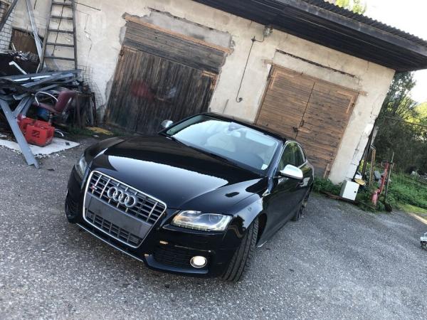Melns Audi S5 2009 Valmiera, ar dzinēja tilpumu 4.20 L un nobraukumu 0 tūkst. km par 9000 €, foto 2 vietnē AUTOMOTO.COM.LV