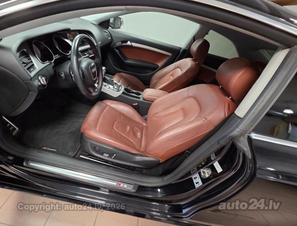 Audi S5 2009 Tartu vietnÄ Melns Audi S5 2009 Tartu, ar dzinÄja tilpumu 4.20 L un nobraukumu 207 tÅ«kst. km par 12499 ā¬, foto 7 vietnÄ AUTOMOTO.COM.LV