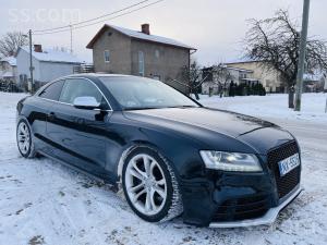 Black Audi S5 2010 in Riga, with an engine capacity of 4.20 L and mileage of 274 thousand km for 8900 €, photo 3 on AUTOMOTO.COM.LV