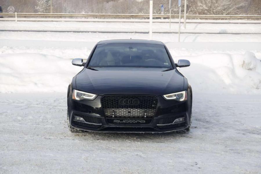 Melns Audi S5 2010 Kauņa, ar dzinēja tilpumu 4.16 L un nobraukumu 155 tūkst. km par 13400 €, foto 7 vietnē AUTOMOTO.COM.LV