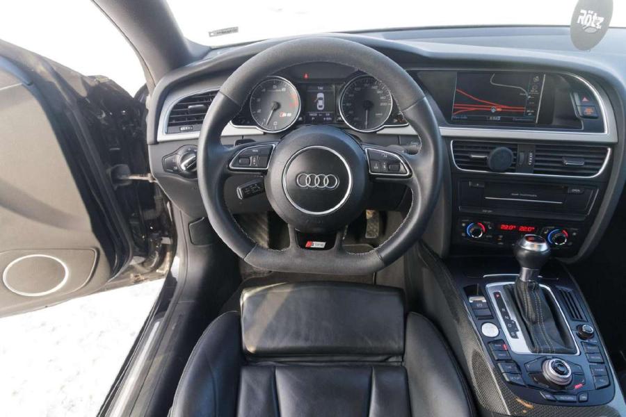 Melns Audi S5 2010 Kauņa, ar dzinēja tilpumu 4.16 L un nobraukumu 155 tūkst. km par 13400 €, foto 15 vietnē AUTOMOTO.COM.LV