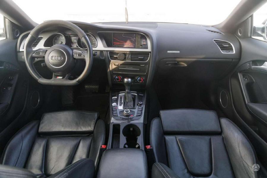Melns Audi S5 2010 Kauņa, ar dzinēja tilpumu 4.16 L un nobraukumu 155 tūkst. km par 13400 €, foto 18 vietnē AUTOMOTO.COM.LV