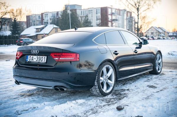 Black Audi S5 2011 in Riga, with an engine capacity of 3.00 L and mileage of 0 thousand km for 11990 €, photo 4 on AUTOMOTO.COM.LV