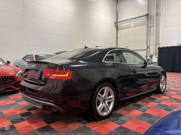 Melns Audi S5 2014 Viļņa, ar dzinēja tilpumu 3.00 L un nobraukumu 130 tūkst. km par 14490 €, foto 4 vietnē AUTOMOTO.COM.LV