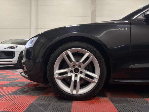 Melns Audi S5 2014 Viļņa, ar dzinēja tilpumu 3.00 L un nobraukumu 130 tūkst. km par 14490 €, foto 9 vietnē AUTOMOTO.COM.LV