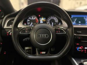 Melns Audi S5 2014 Viļņa, ar dzinēja tilpumu 3.00 L un nobraukumu 130 tūkst. km par 14490 €, foto 23 vietnē AUTOMOTO.COM.LV