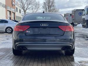 Black Audi S5 2015 in Klaipeda, with an engine capacity of 3.00 L and mileage of 224 thousand km for 9400 €, photo 6 on AUTOMOTO.COM.LV