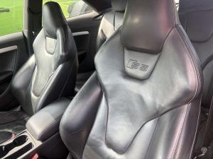 Black Audi S5 2015 in Klaipeda, with an engine capacity of 3.00 L and mileage of 224 thousand km for 9400 €, photo 9 on AUTOMOTO.COM.LV