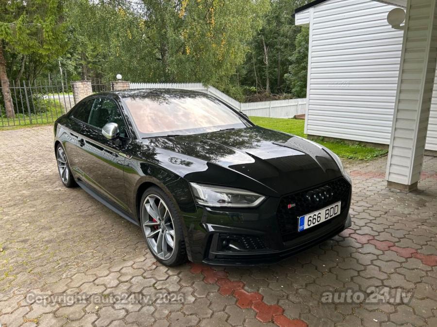 Melns Audi S5 2017 Tallina, ar dzinēja tilpumu 3.00 L un nobraukumu 141 tūkst. km par 31500 €, foto 1 vietnē AUTOMOTO.COM.LV