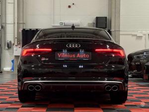Black Audi S5 2018 in Vilnius, with an engine capacity of 3.00 L and mileage of 85 thousand km for 26800 €, photo 5 on AUTOMOTO.COM.LV
