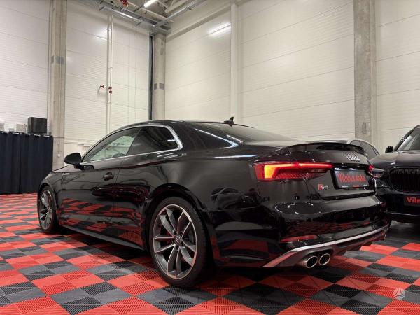 Black Audi S5 2018 in Vilnius, with an engine capacity of 3.00 L and mileage of 85 thousand km for 26800 €, photo 6 on AUTOMOTO.COM.LV